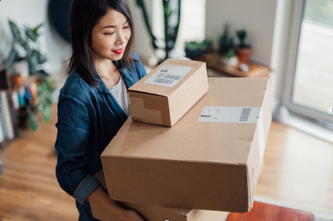 Amazon Package Apartment Delivery Tips for the Holidays 2021